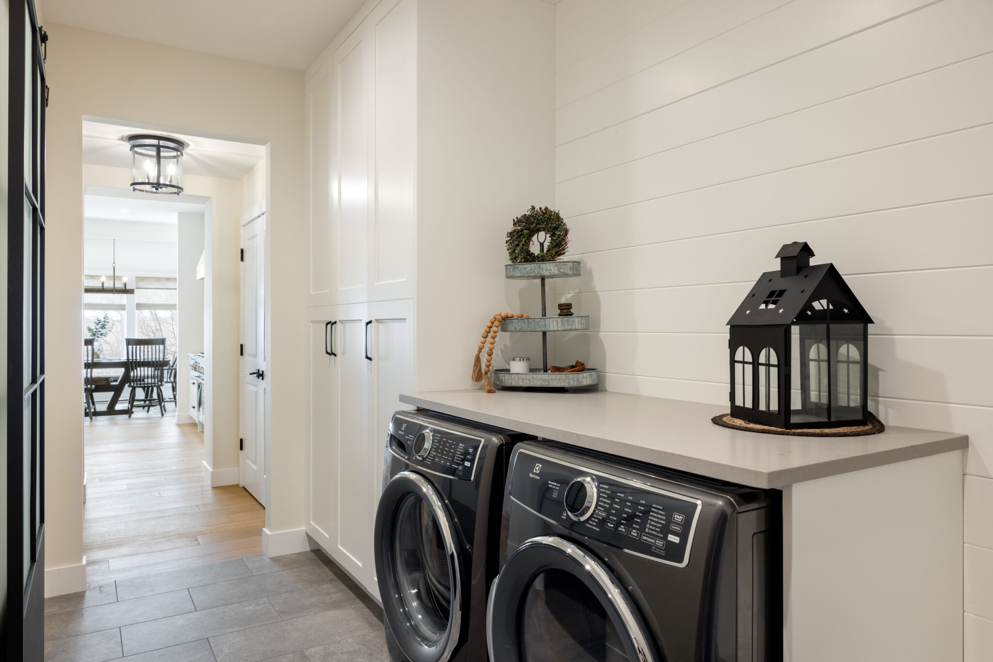 Prairie-Inspired Perch - RenoMark Renovation