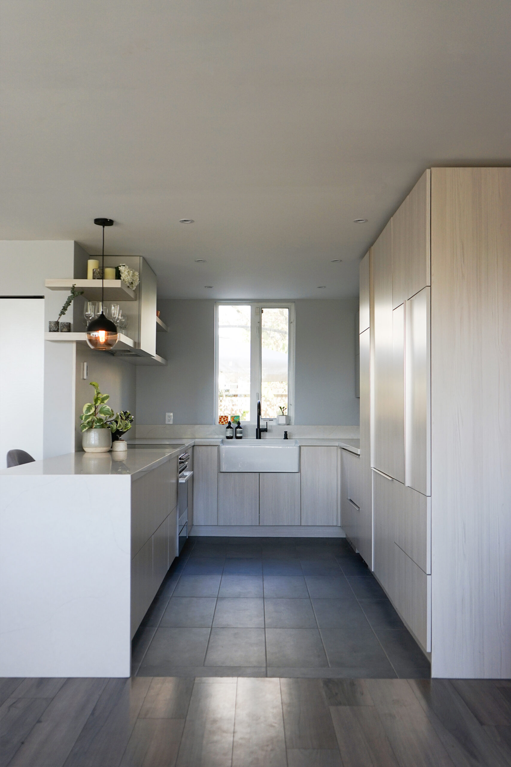 Mingle Kitchen - RenoMark Renovation