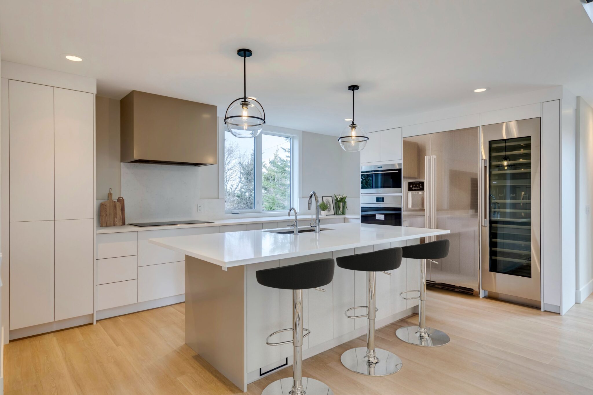 A Modern Kitchen Transformation - RenoMark Renovation